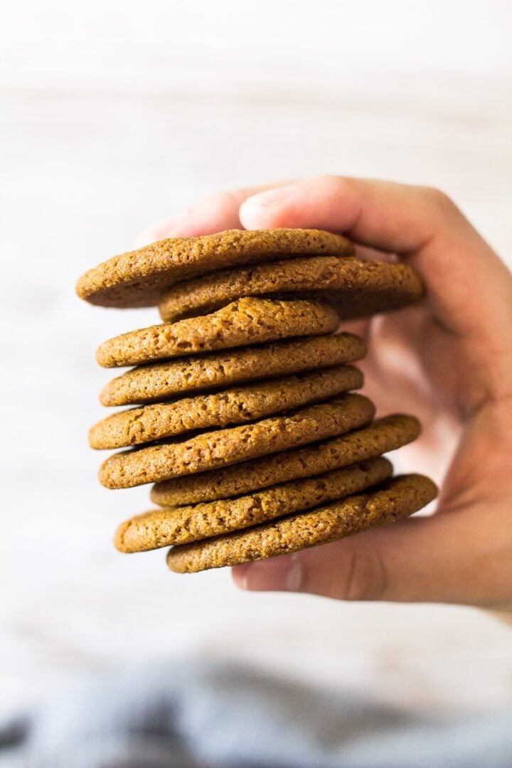 Homemade Gingernut Cookies - Simply Bake