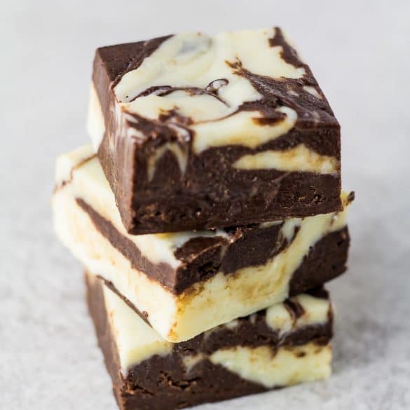 Chocolate Marble Fudge - Simply Bake