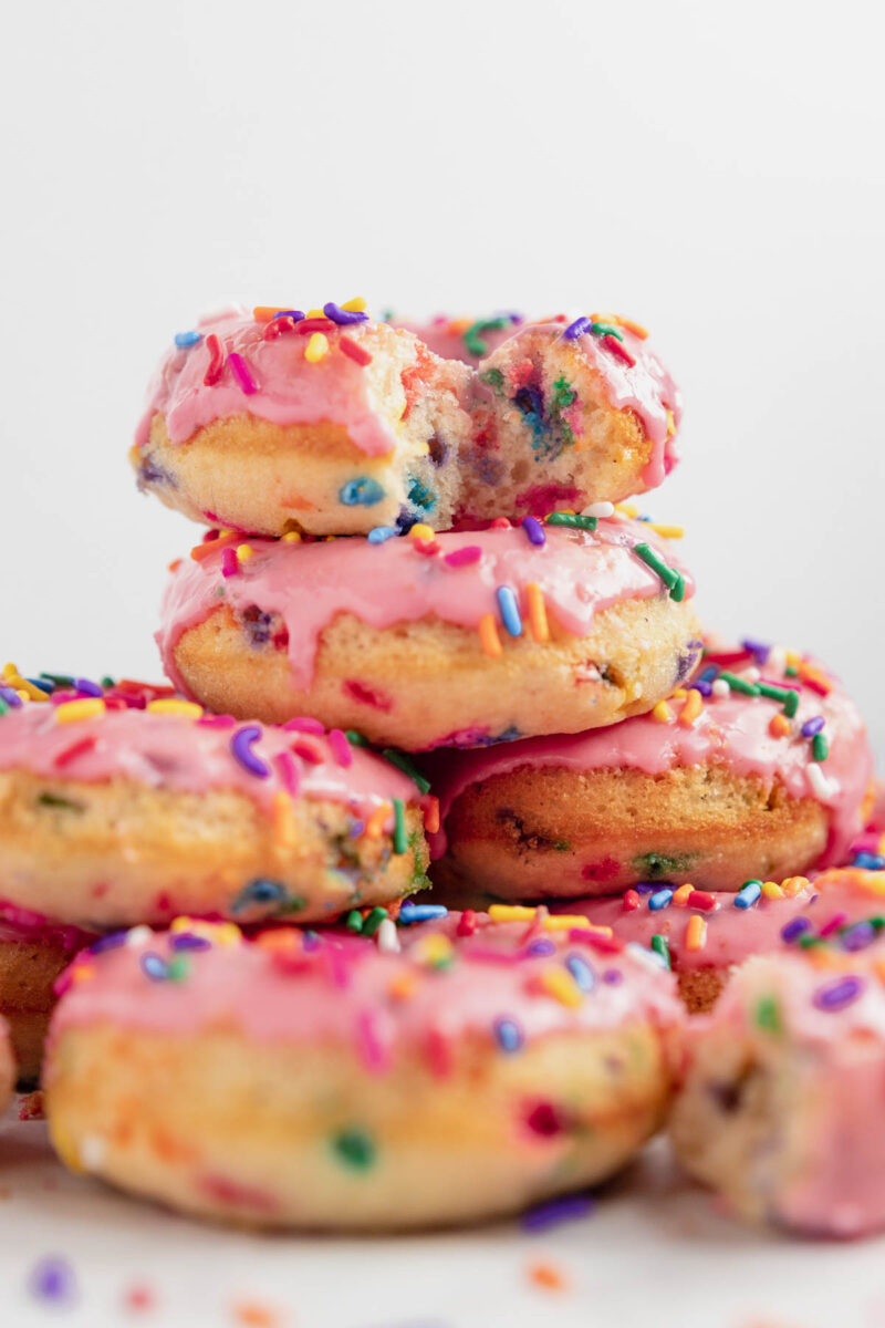Baked Funfetti Doughnuts - Simply Bake